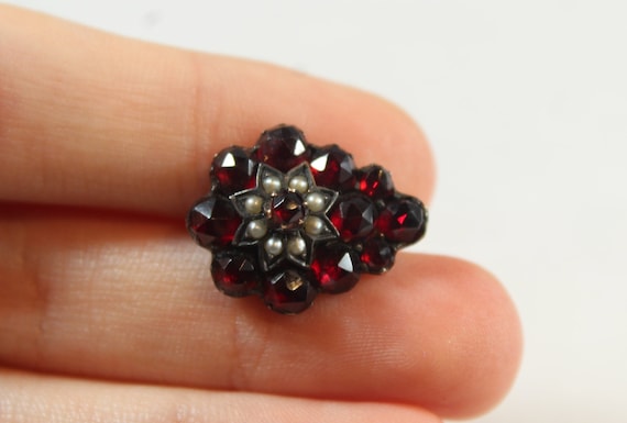 Antique Victorian Rose Cut Natural Garnet with Seed P… - Gem