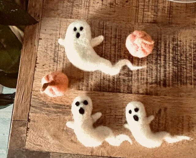 Felted Halloween Ghosts: Handmade Wool Party Decor - Etsy