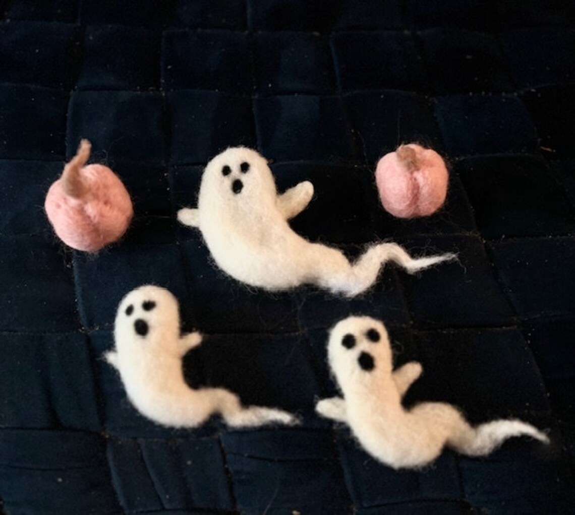 Felted Halloween Ghosts: Handmade Wool Party Decor - Etsy
