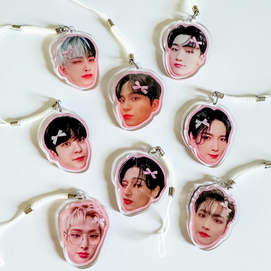 ATEEZ Face Bias Atiny Keychain Phone Light Stick Face Charm Kawaii Deco ...
