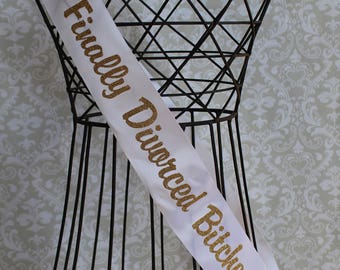 Newly Single Sash | Etsy