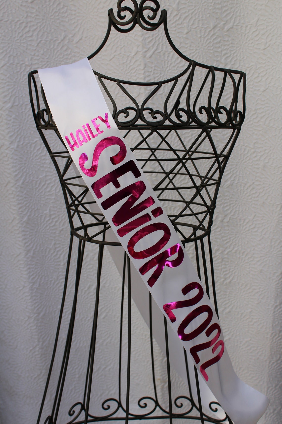 Custom Senior Sash With Year and Name Kiddie Font - Etsy