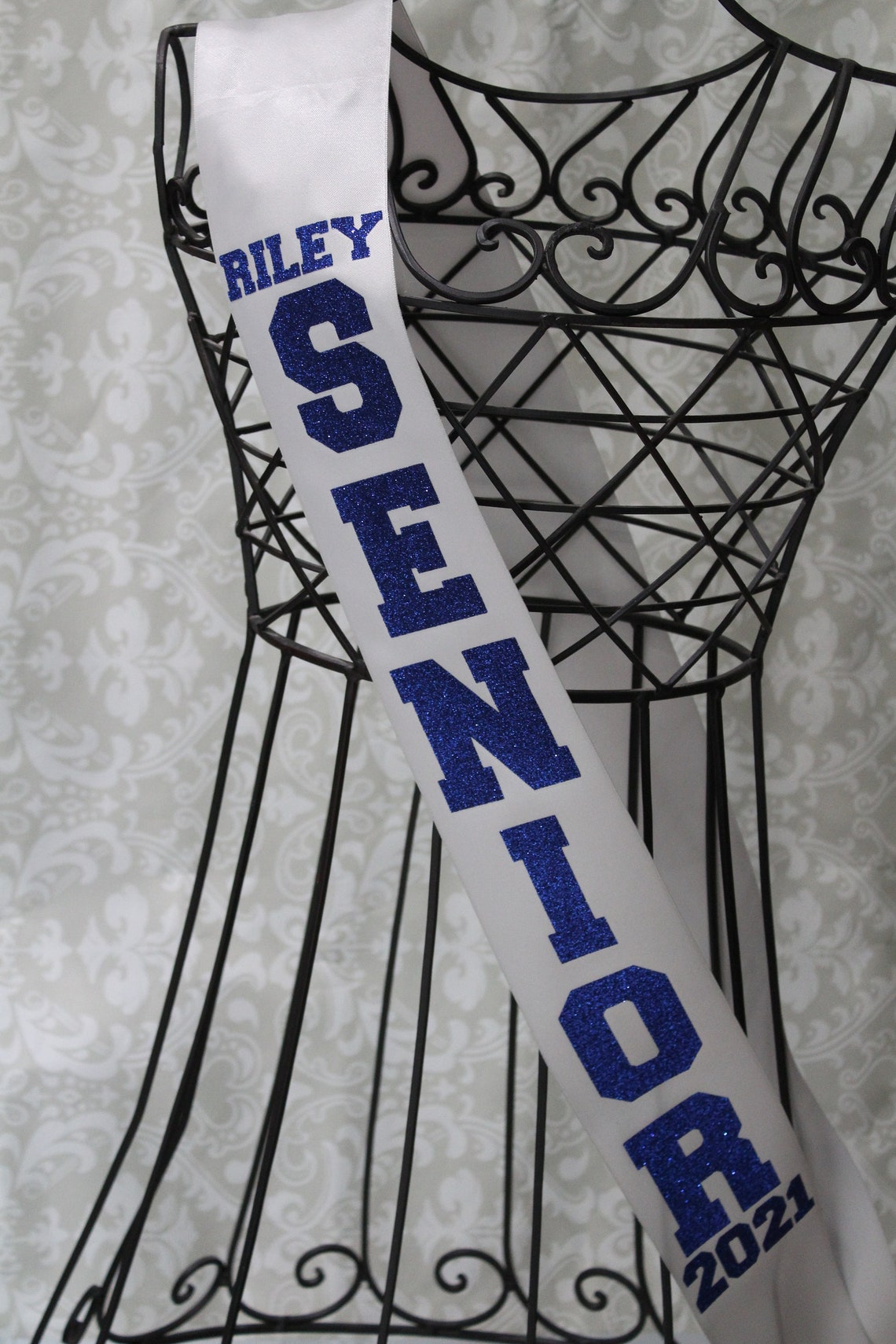 Personalized Name Senior Vertical With Year Sash - Etsy