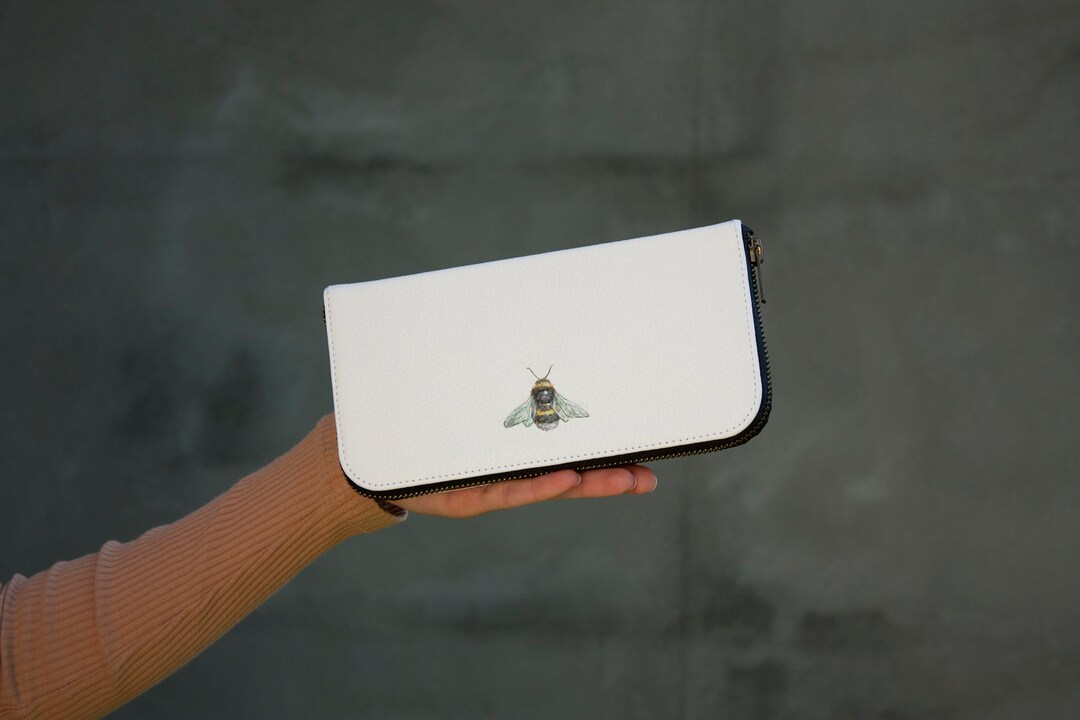 White Leather Wallet With Bumblebee Women Large Zipper Purse Bumblebee ...