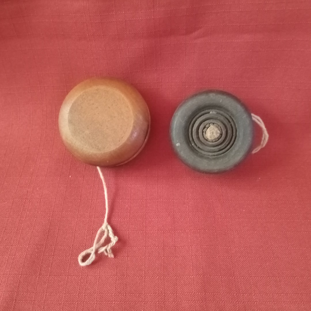 Vintage Wooden Yo Yo's Set of Two 1970's - Etsy