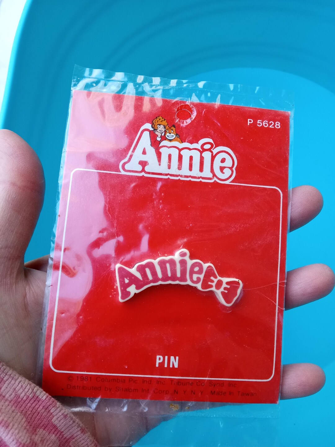 1980's Iconic Little Orphan Annie Pin Brooch Red Plastic Minty Sealed ...