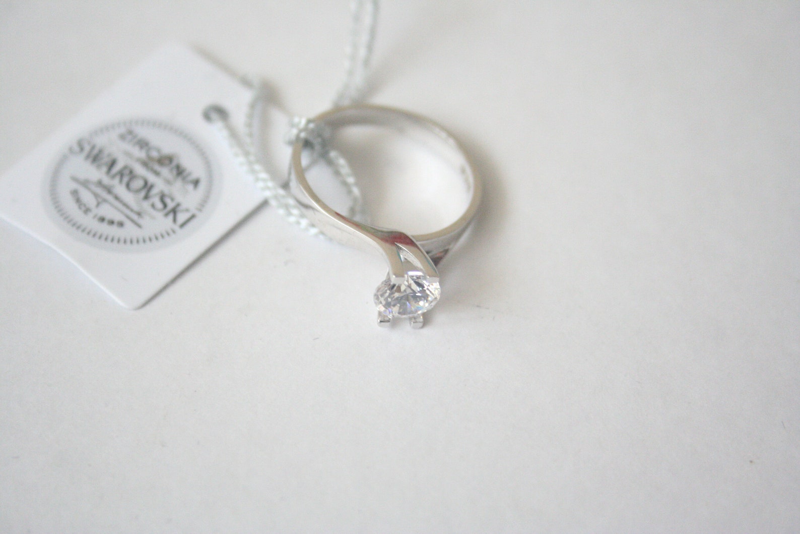 Swarovski Zirconia Ring Solitaire Wedding Band Ring Swarovski Promise ...