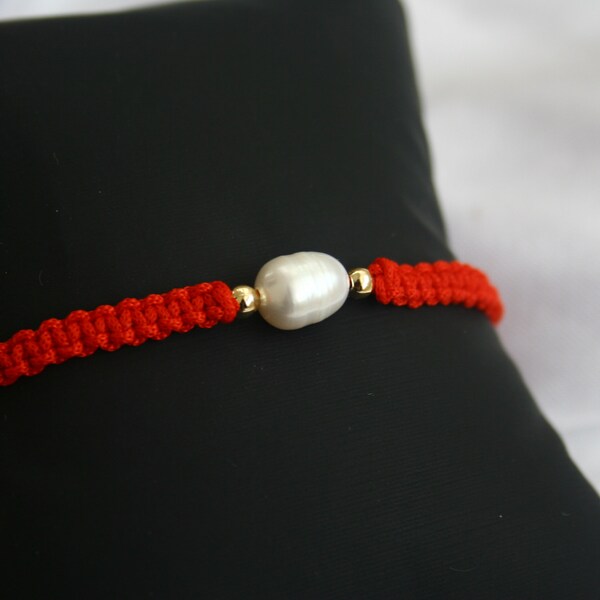 Red String - Etsy