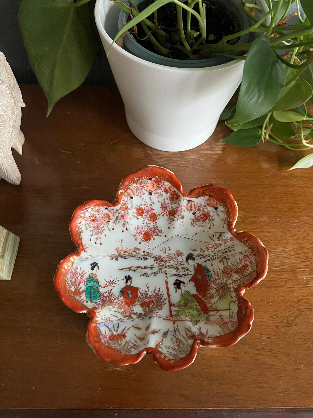 Vintage Painted Geisha Scallop Edged Dish, Decorative Footed Bowl - Etsy