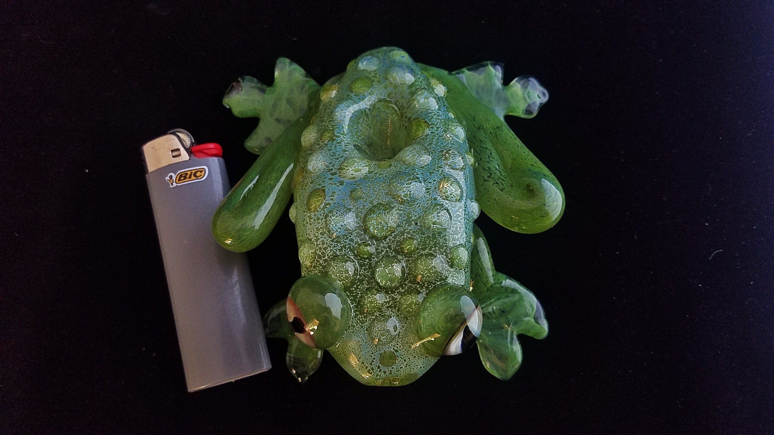Glass Frog Pipe | UV Glow | Color Changing | Unique Functional Glass ...