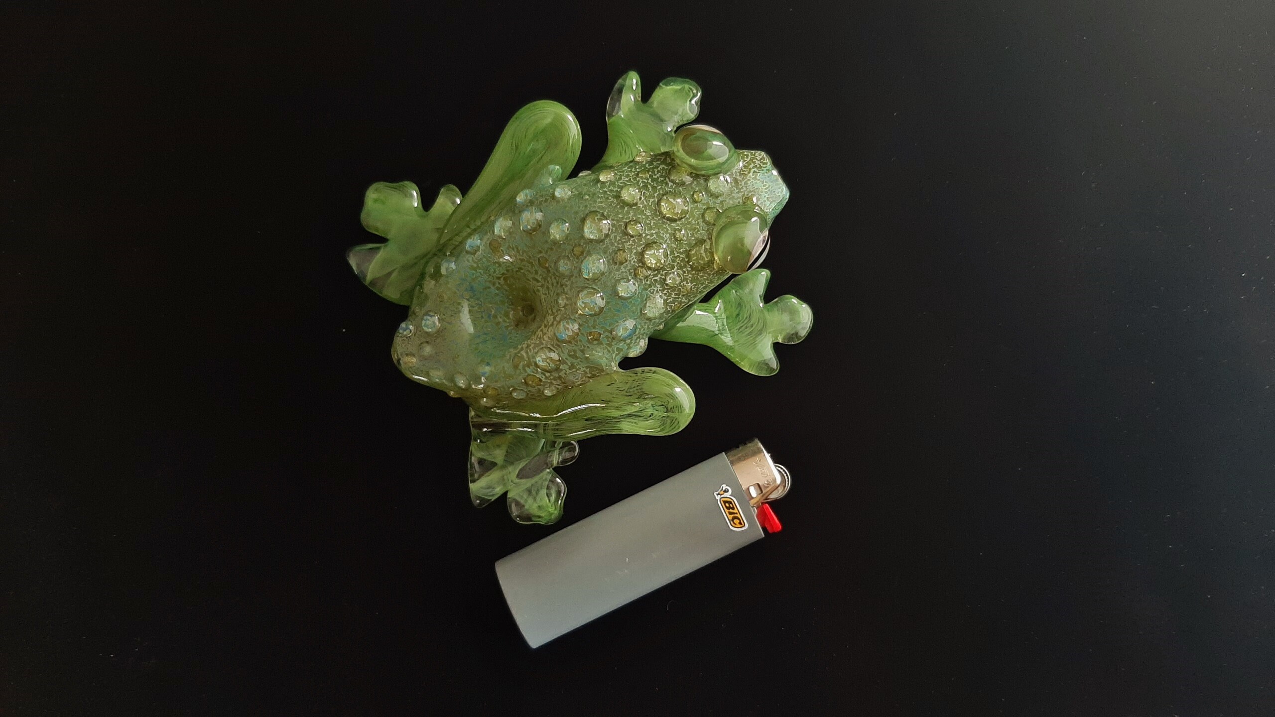 Glass Frog Pipe | UV Glow | Color Changing | Unique Functional Glass ...