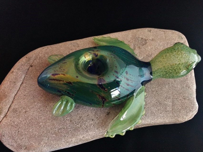Colorful Sea Turtle Pipe | UV Glow | Fumed Encased Cobalt | Unique ...