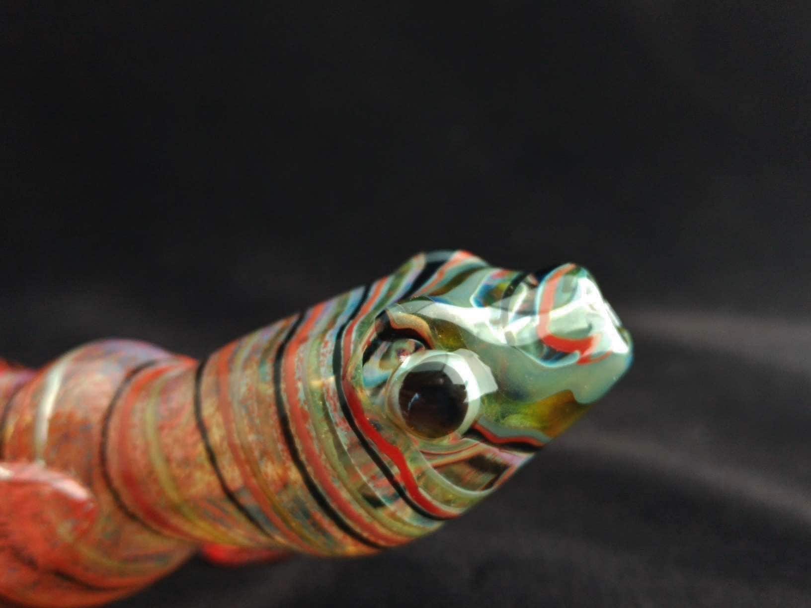 Glass Lizard Pipe | UV Glow | Color Changing | Unique Glass Art | Quick ...