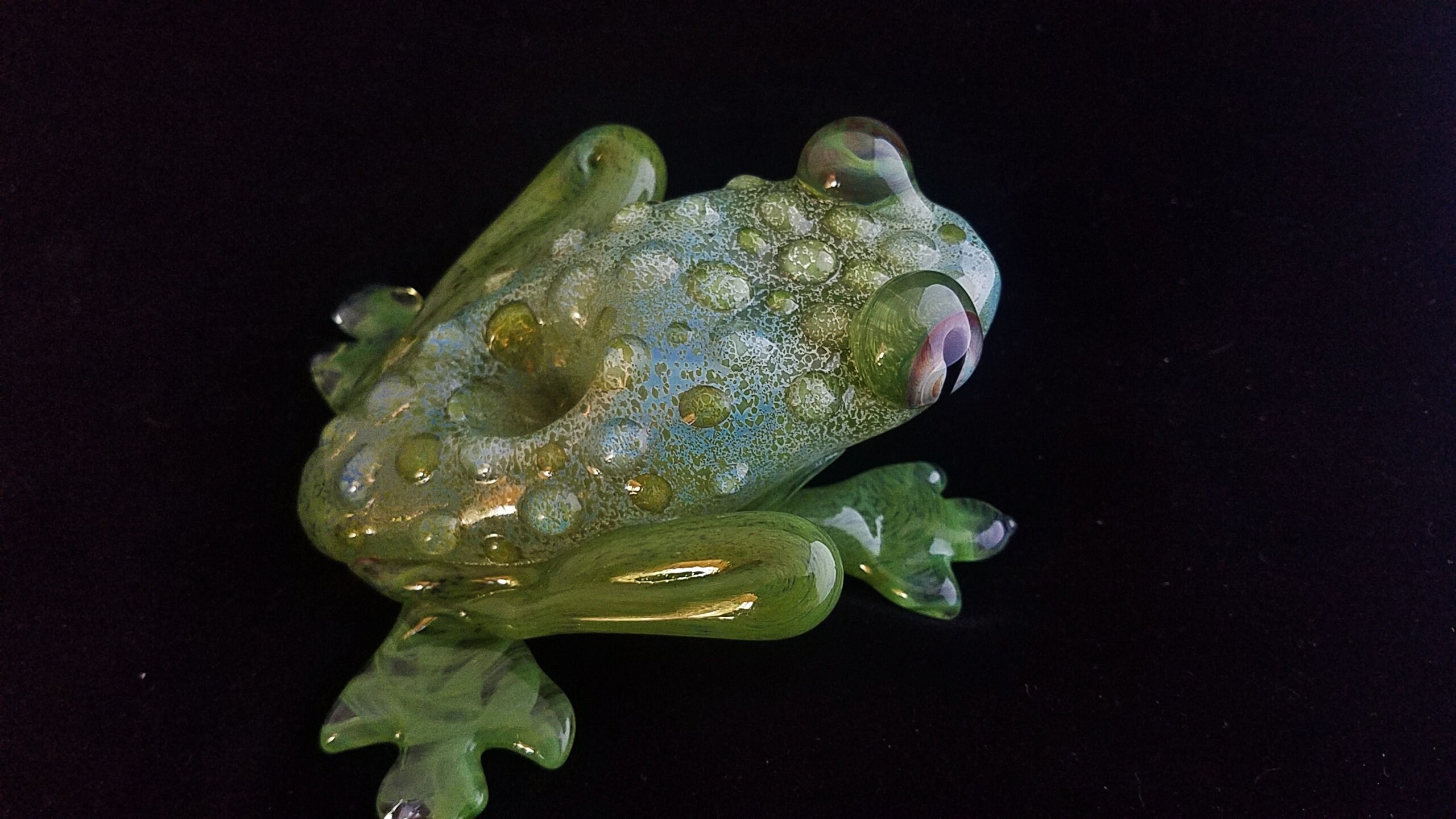 Glass Frog Pipe | UV Glow | Color Changing | Unique Functional Glass ...