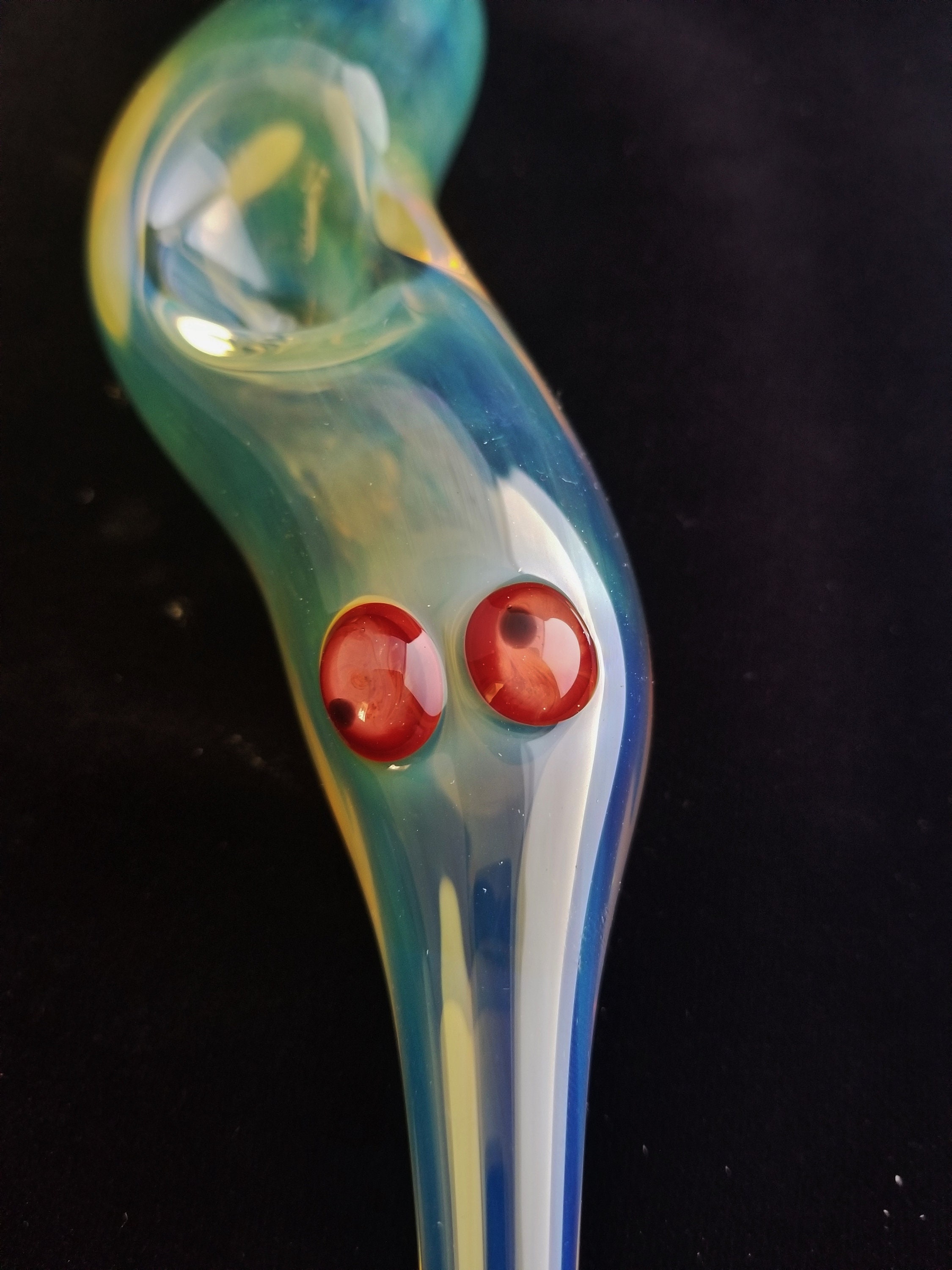 Glass Magic Worm Pipe (Red-Eye Version)| Color Changing | Unique Glass ...