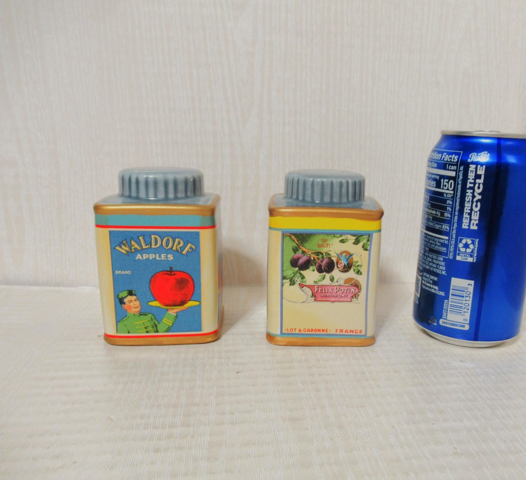 Vintage Labels Salt Pepper Shakers Ceramic Oneida - Etsy
