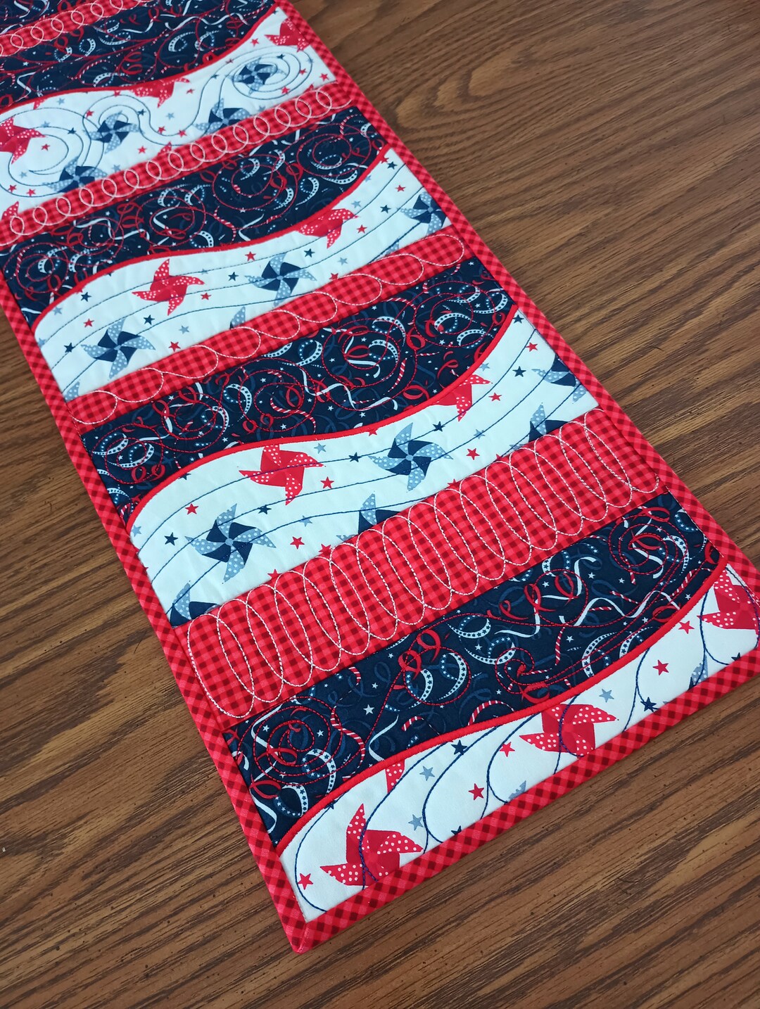 Patriotic Quilted Table Runner, Independence Red White Blue Embroidery ...