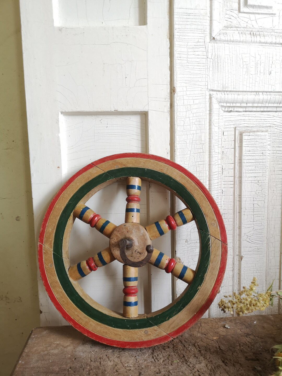 SPINNING WHEEL Antique Old 1930s Rustic Home Decor Round Wall Hanging ...