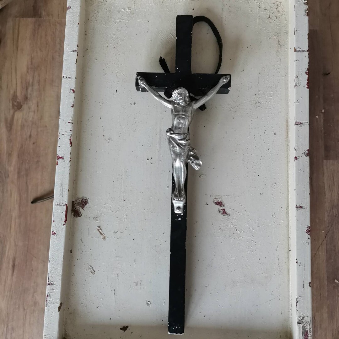 Large Vintage Crucifix / Cross, With Detailed Aluminium Metal, Jesus ...