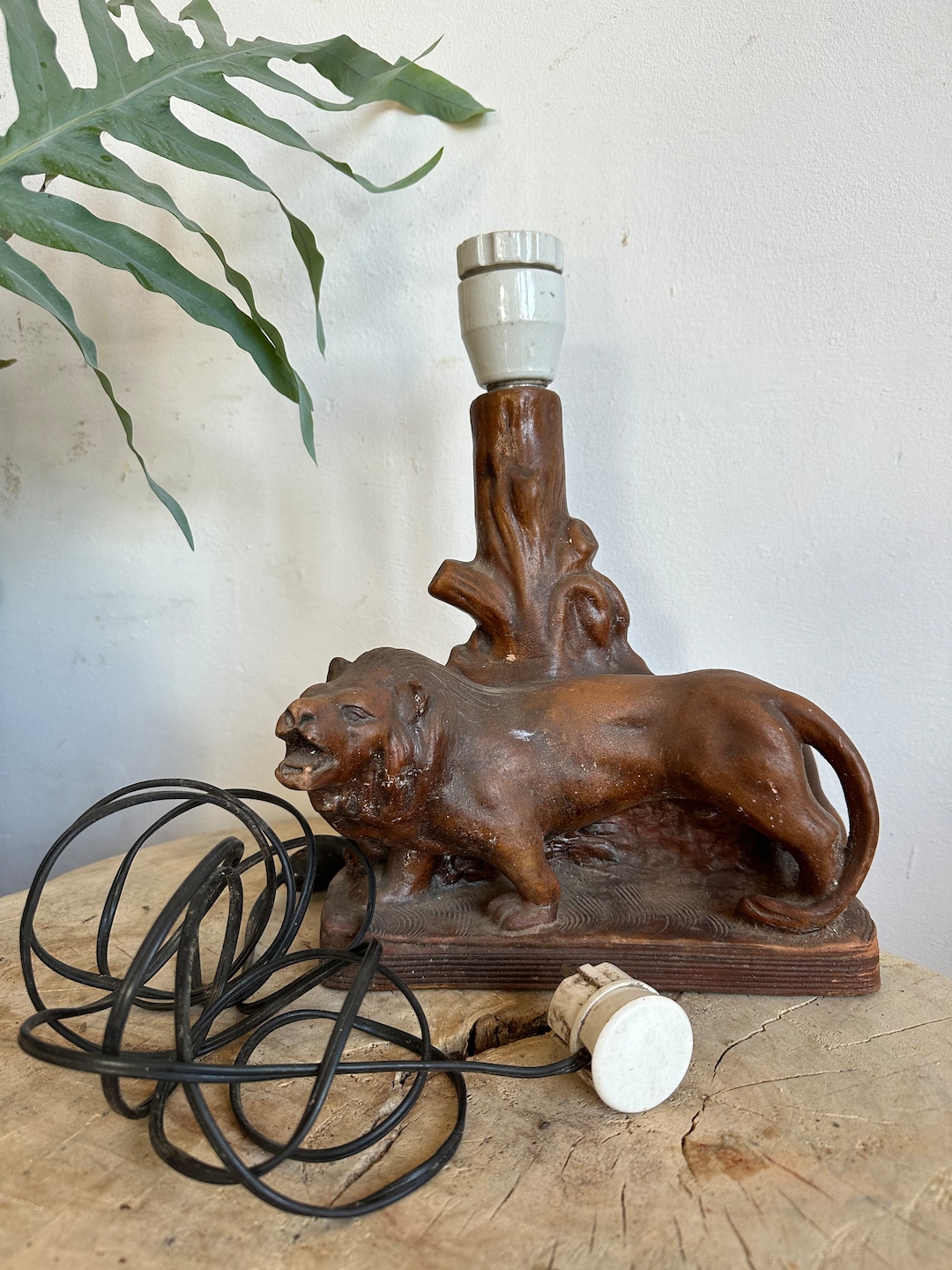 Rare Vintage Art Deco Lion Desk Lamp Ceramic Budapest 1940s Collectible ...