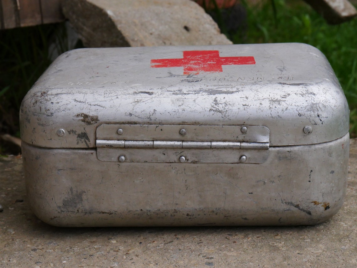 Vintage Hungarian FIRST AID BOX Medical First Aid Supplies - Etsy