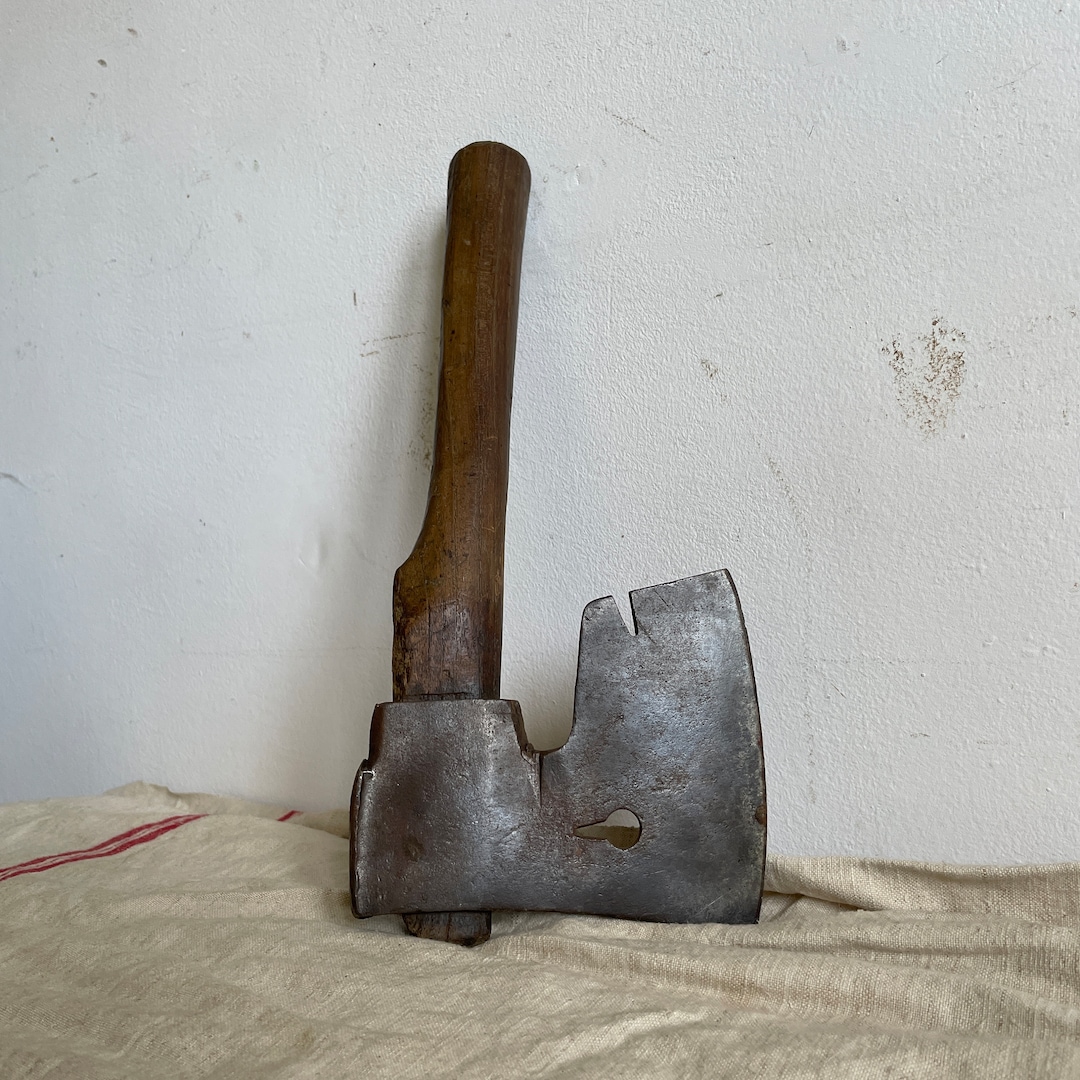 Bearded VINTAGE AXE Wood Cutting Equipment, Farmhouse Memorabilia, Home ...