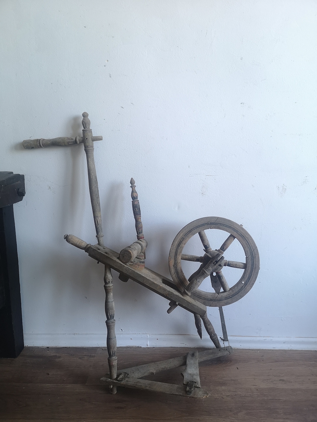 Beautiful Saxony Style RUSTIC Spinning Wheel Very Decorative 1800 Wool ...