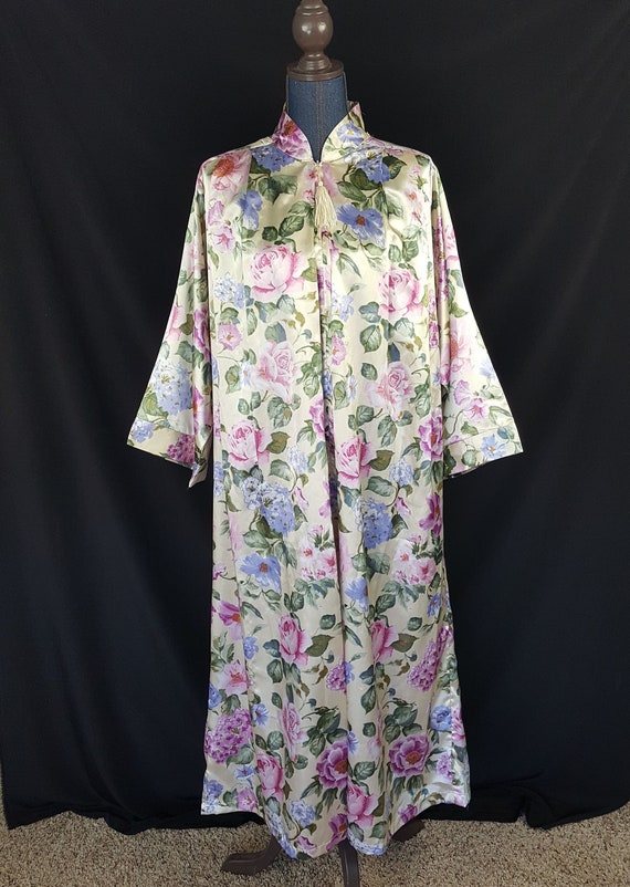 vintage long nightgown lavender - Gem