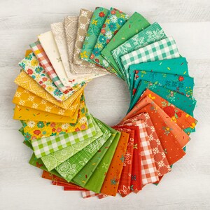 Gingham Cottage Medallion Yellow by Heather Petersen for Riley Blake ...