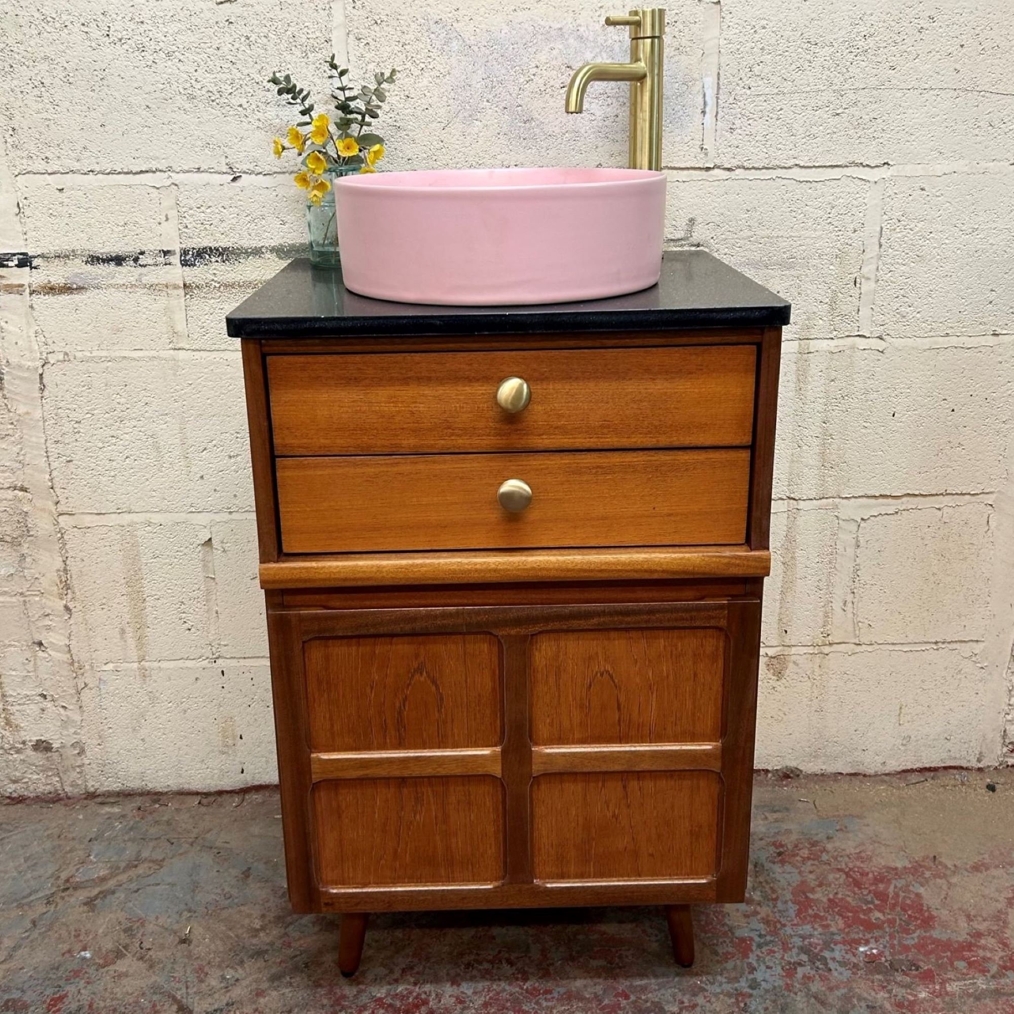 NATHAN SQUARE | Mid-Century Bathroom Vanity Including Quartz Worktop ...