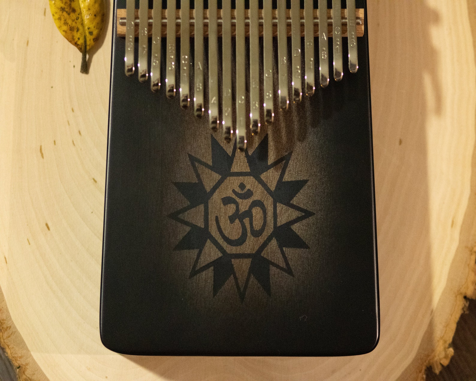 17 Key Kalimba Thumb Piano om Symbol Finger Hand - Etsy