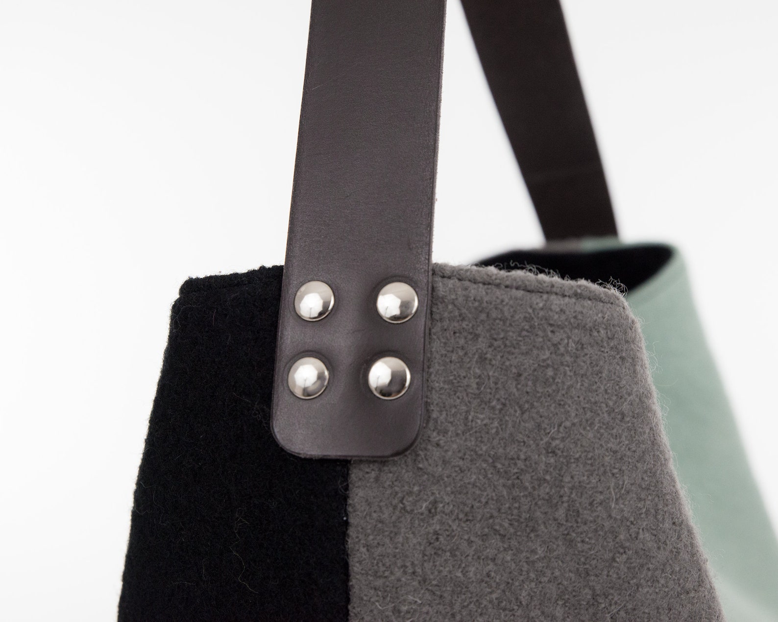 Minimalist Hobo Bag for Urban Woman. Slouchy Bag for Winter. - Etsy