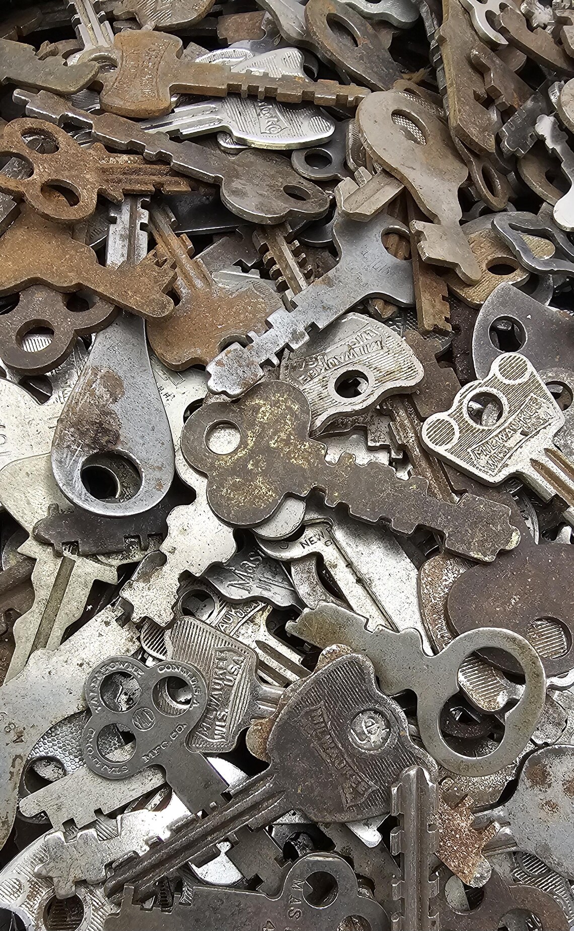 Vintage Flat Keys - Sold in Lots of 3 - Etsy