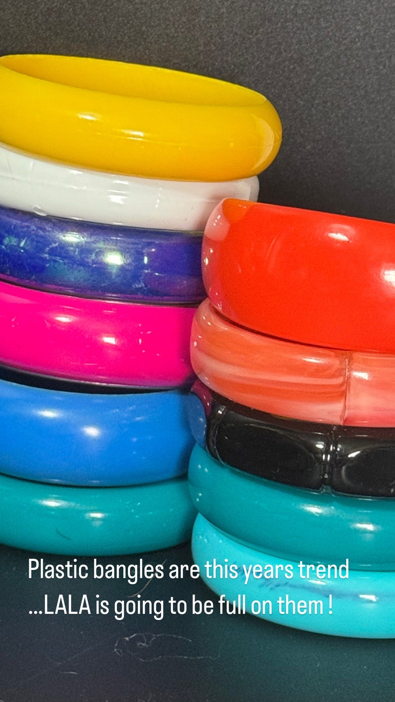 Vintage Stack of Pink Purple Plastic Bangles, Retro Acrylic Bracelets ...