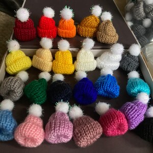 Mini Knitted Bobble Hats Cake Topper Decorations, Wool Craft Bottle ...