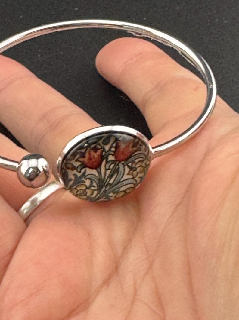 William Morris Tulip Print Stainless Steel Glass Cabochon Bangle ...