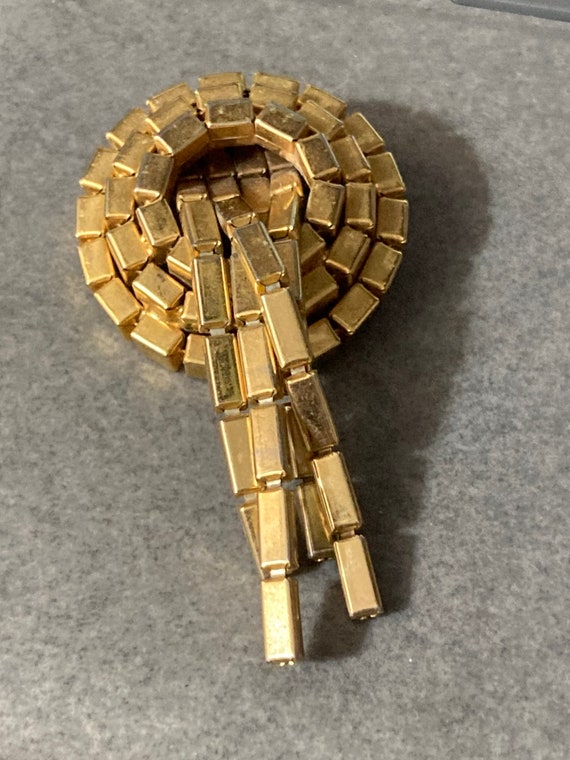 mid century gold tone articulated mesh waterfall broo… - Gem