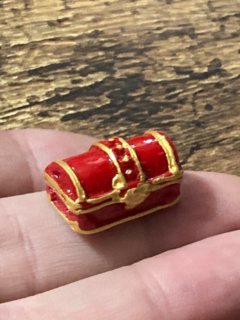Miniature Deep Sea Pirate Treasure Chest Cake Topper Decoration Red ...