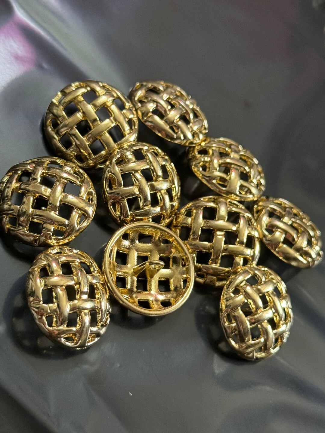 10 X 15mm Basket Weave Buttons, Small Gold Tone Metal Round - Etsy