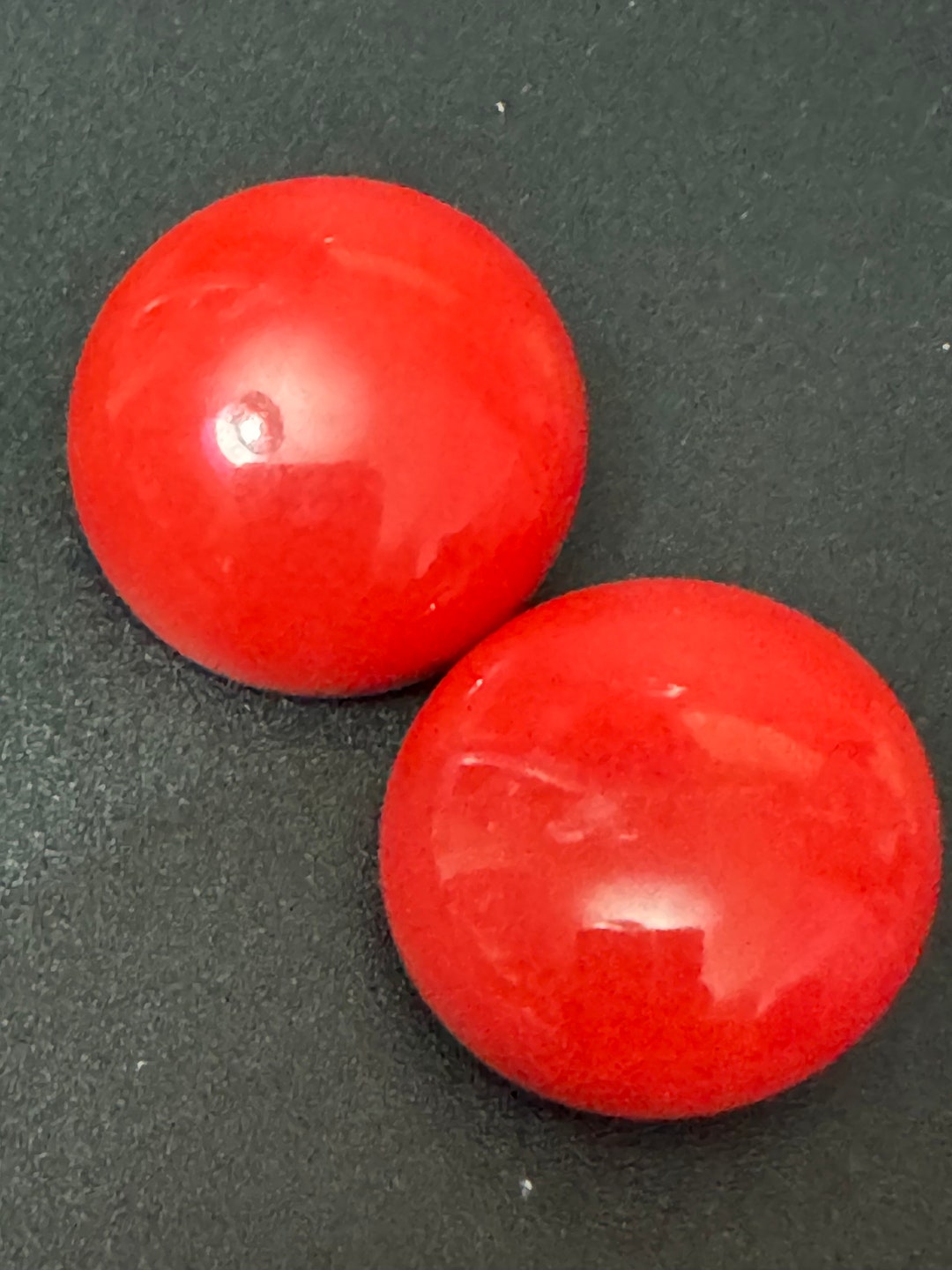 Vintage Plastic 2.5cm Oversized Bright Red Round Dome Cabochon Button ...