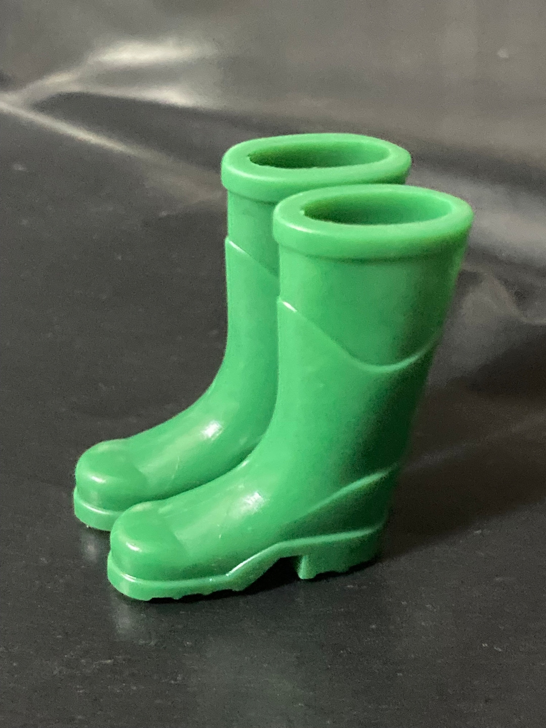 Miniature Pair of Green Plastic Wellington Boots Wellies Gardener Cake ...