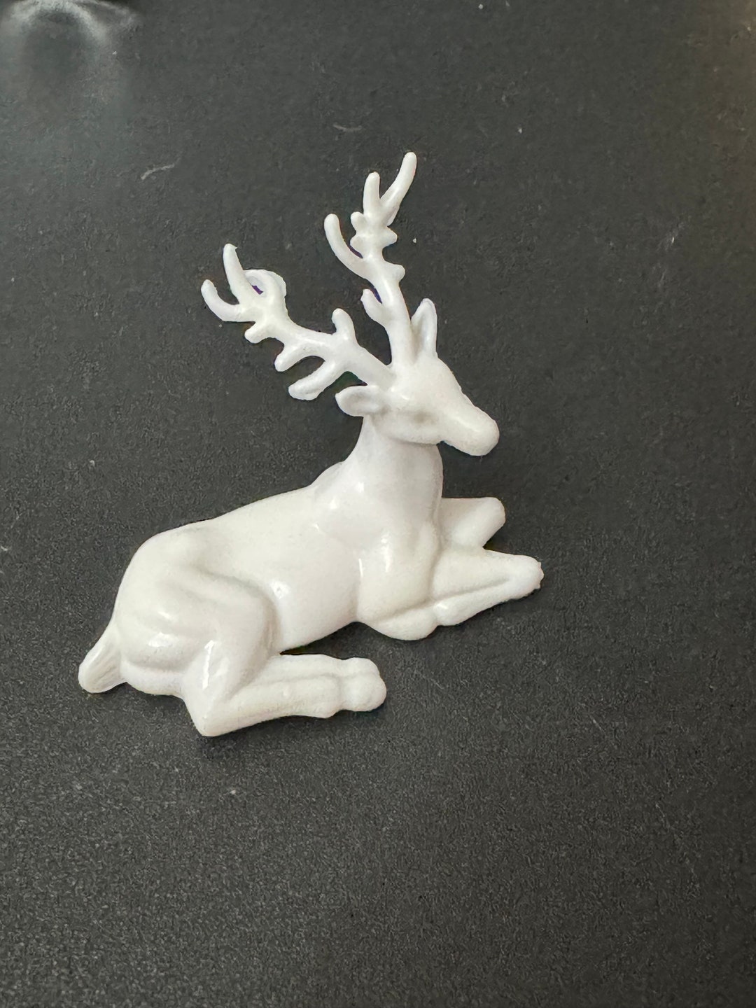 White Reindeer Cake Topper: Plastic Stag, Winter Woodland Decoration (4 ...