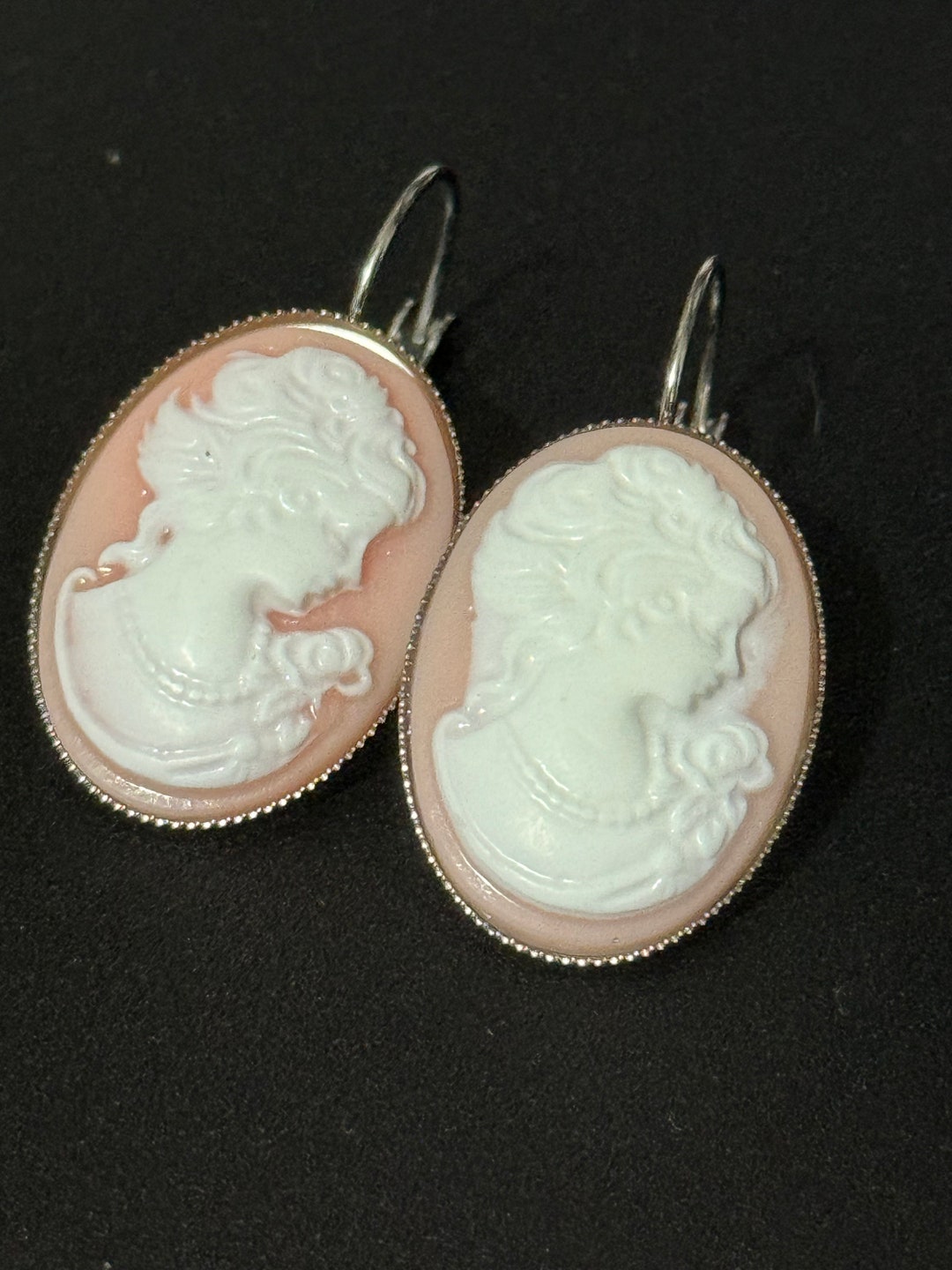 Antique Style Handmade Light Pink Resin Cameo Lady Stainless Steel Oval ...