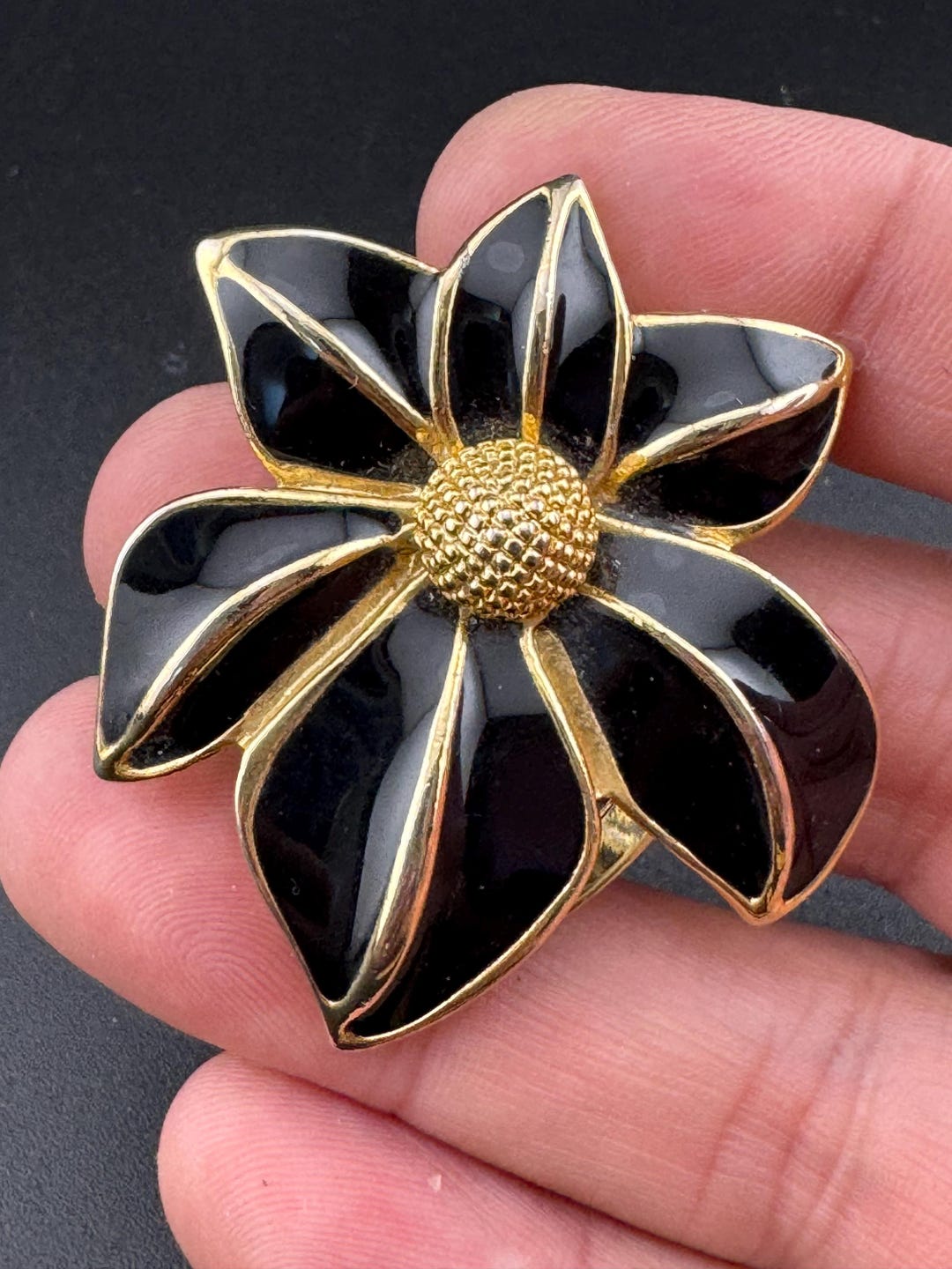 Vintage Scarf Ring Black Enamel Floral Design Gold Tone Scarf Ring Clip ...