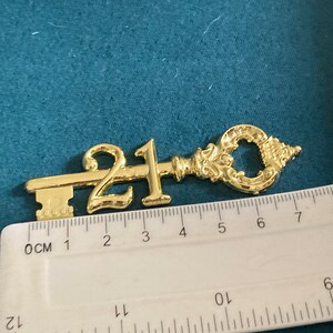 Vintage 21st Birthday Key to the Door Gold Cake Decoration Happy ...