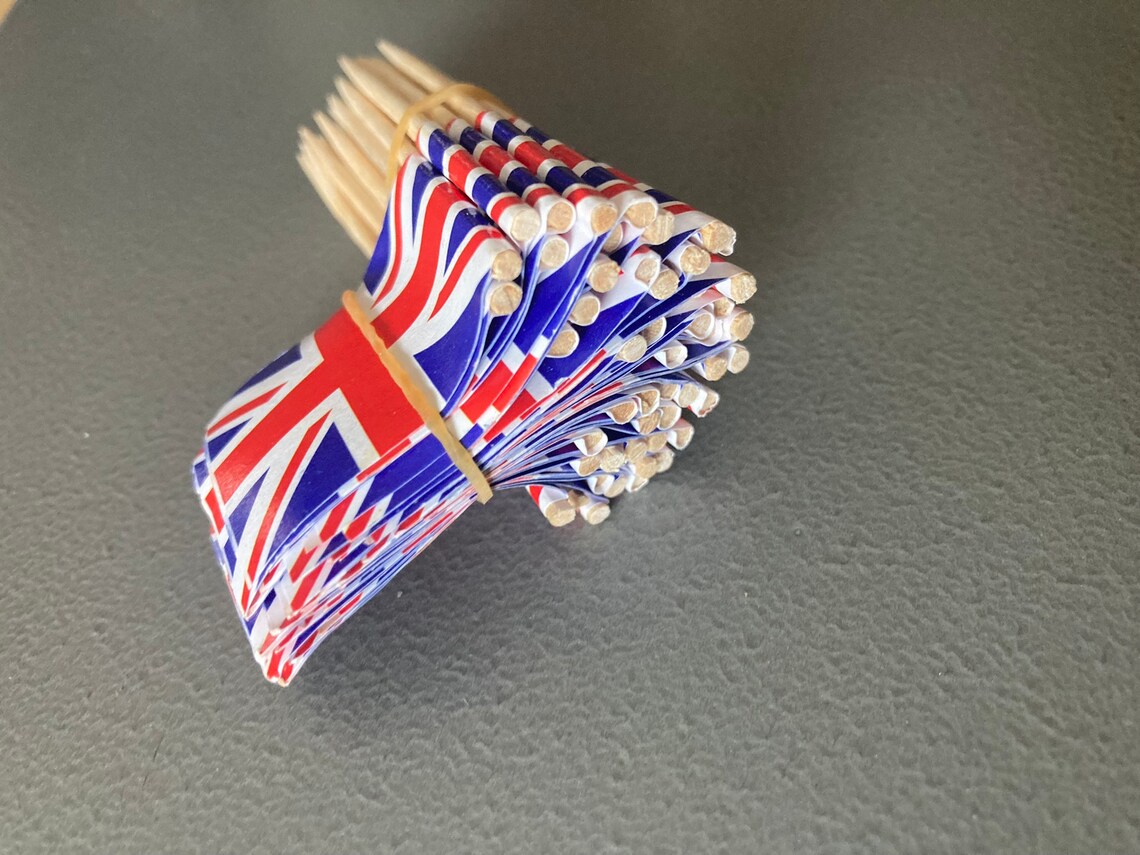 Pack of 50 X Union Jack Flag Cocktail Sticks Kings Coronation Cupcake ...
