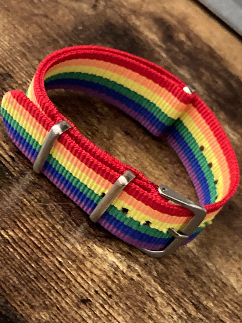 Pack of 50 X Vintage Retro Miniature Rainbow Flag Cocktail Sticks Picks ...