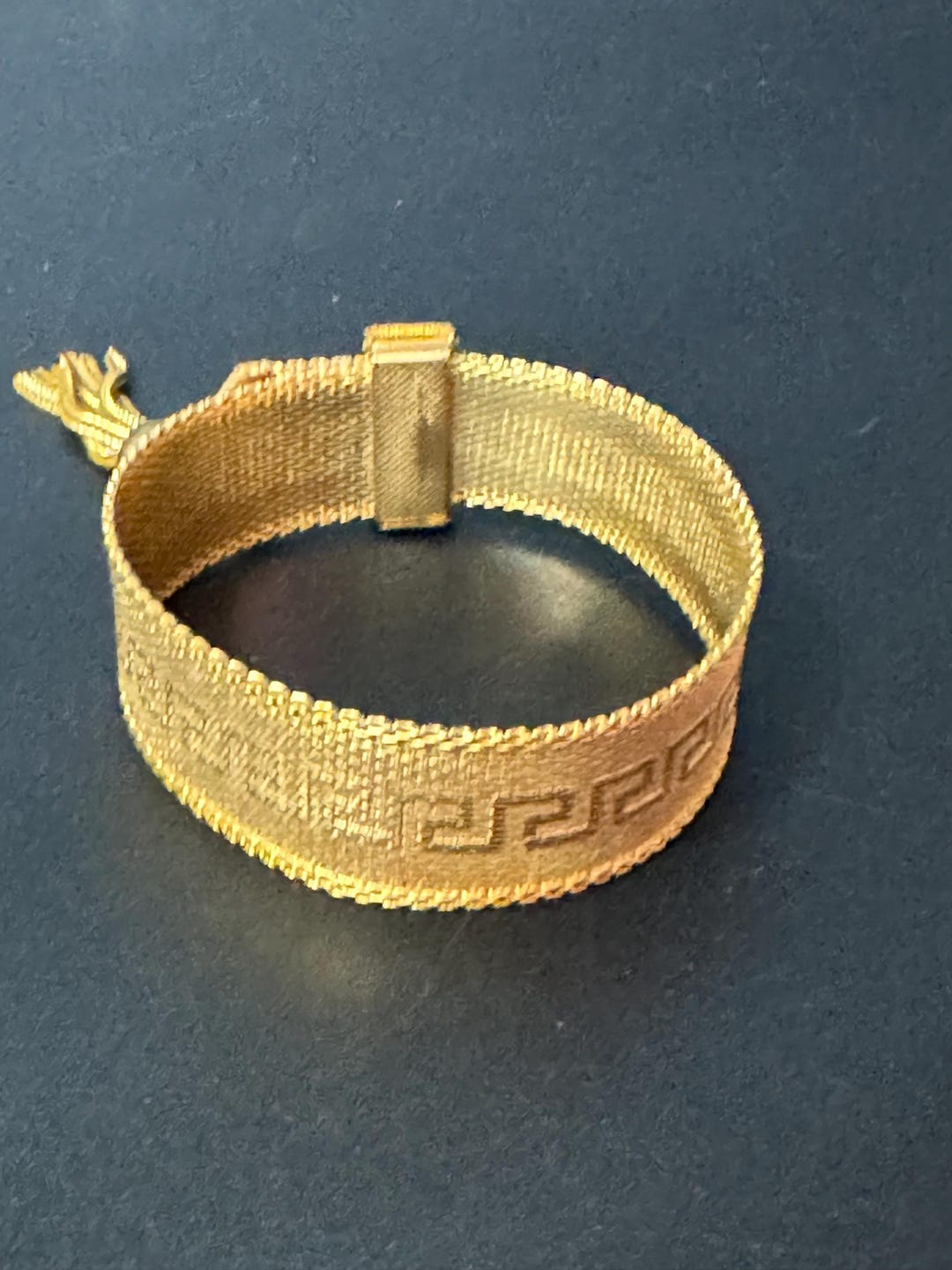1970s Greek Key Design Gold Tone Articulated Flat 2cm Wide Tassel ...