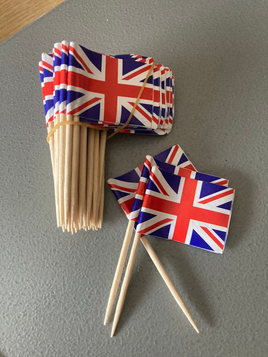 Pack of 50 X Union Jack Flag Cocktail Sticks Kings Coronation Cupcake ...