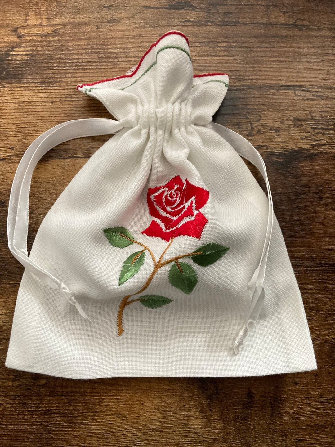 Embroidered Red English Rose Linen Bag Drawstring Bags Smalls Storage ...